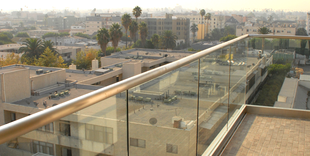 GRS Railing Systems Installation Image Gallery of C.R. Laurence TAPER ...